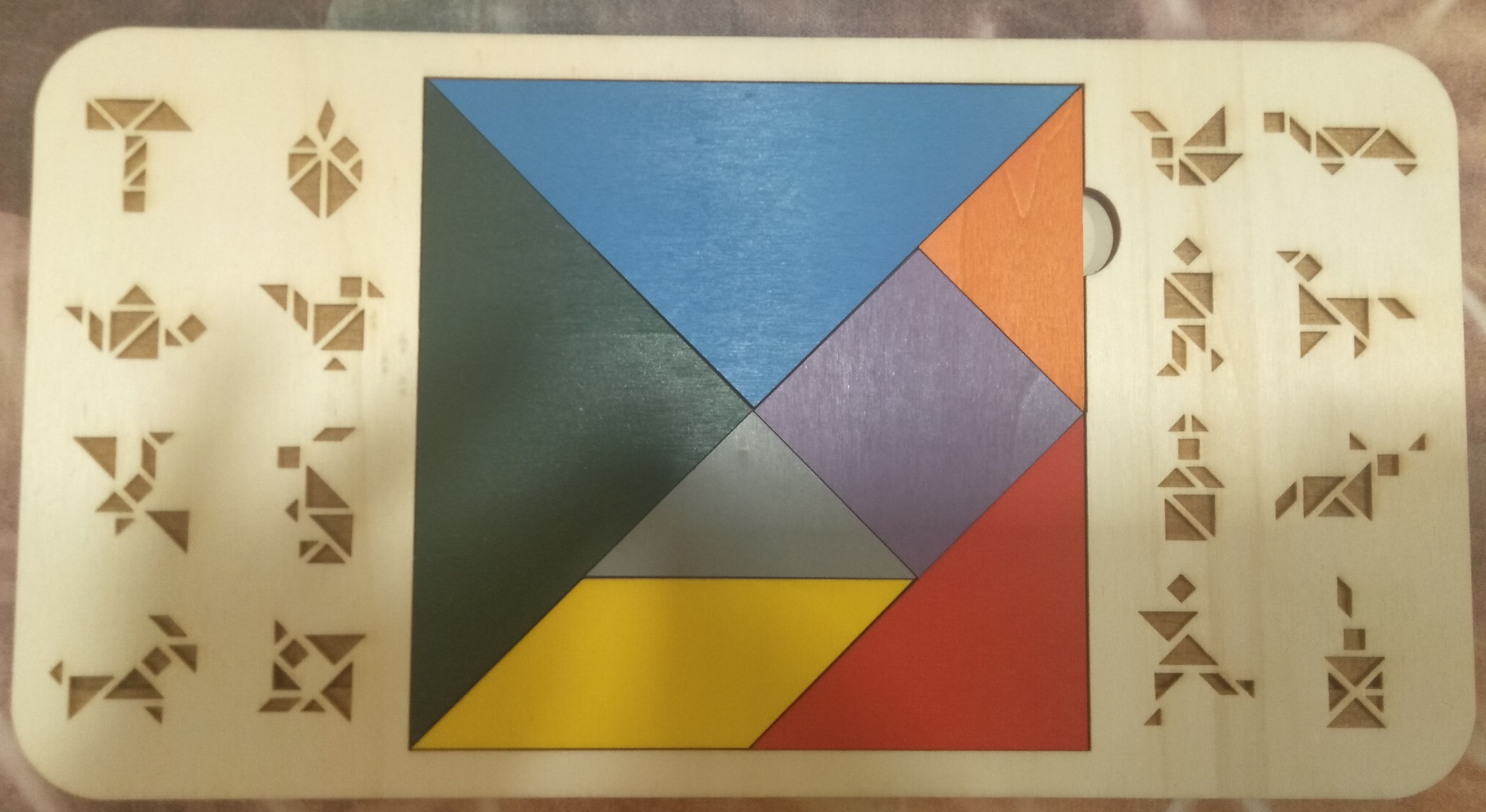Jogo educativo Tangram