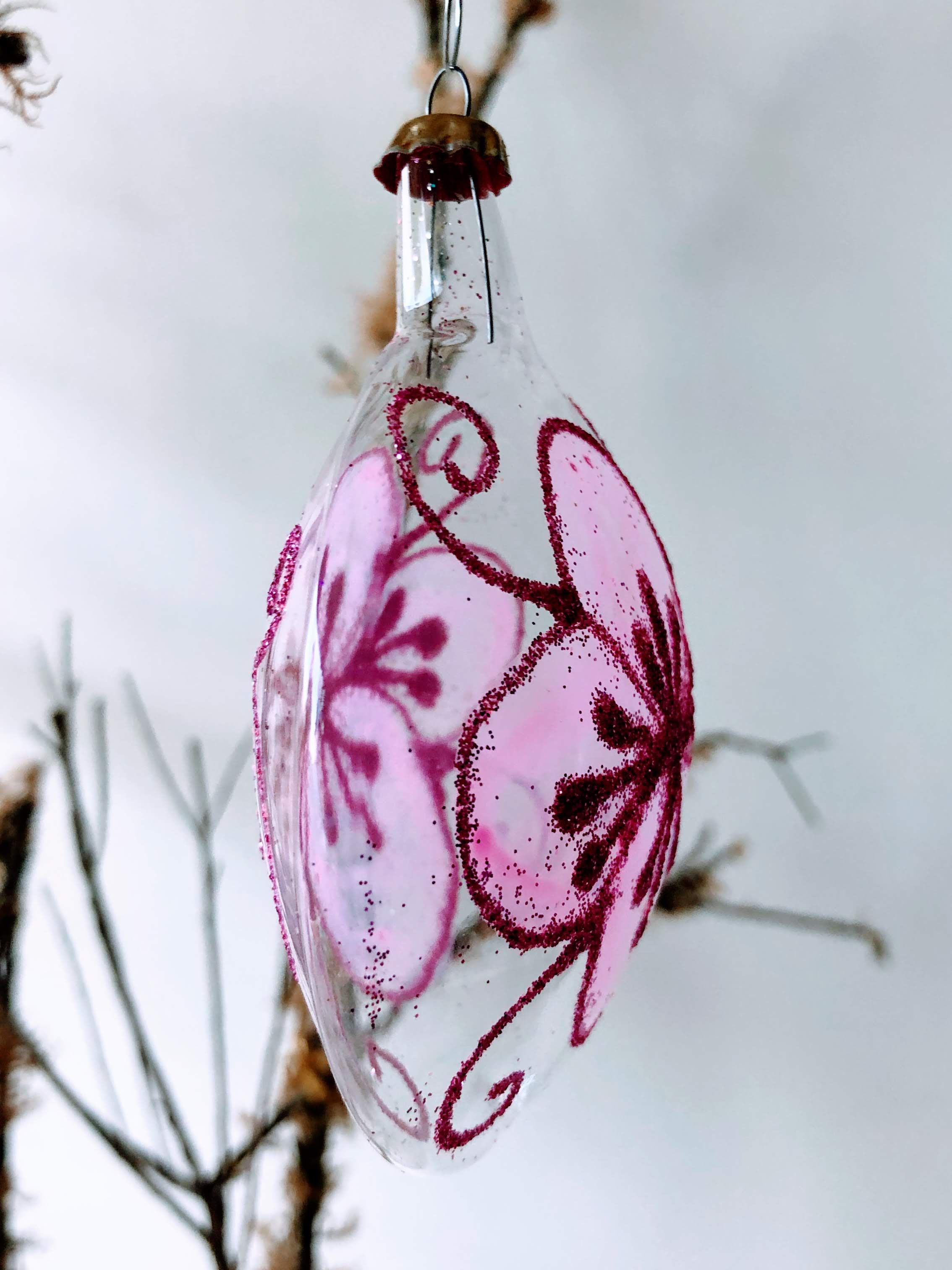 Esfera rosa claro transparente