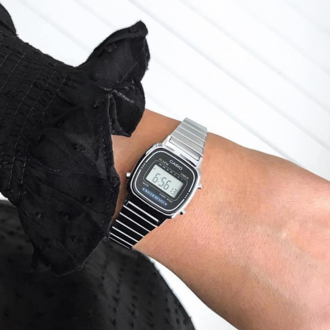 Casio Mini Vintage plateado LA670WD-1DF