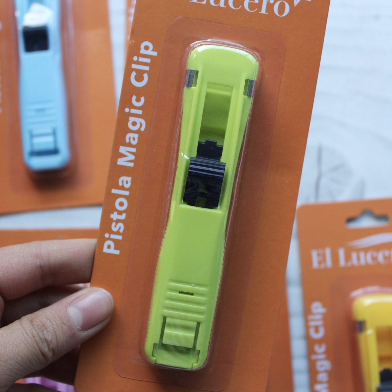 Dispensador magic clips, colores